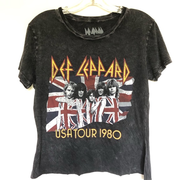 Tops | Def Leppard Usa Tour Fitted Cropped Tee Shirt | Poshmark
